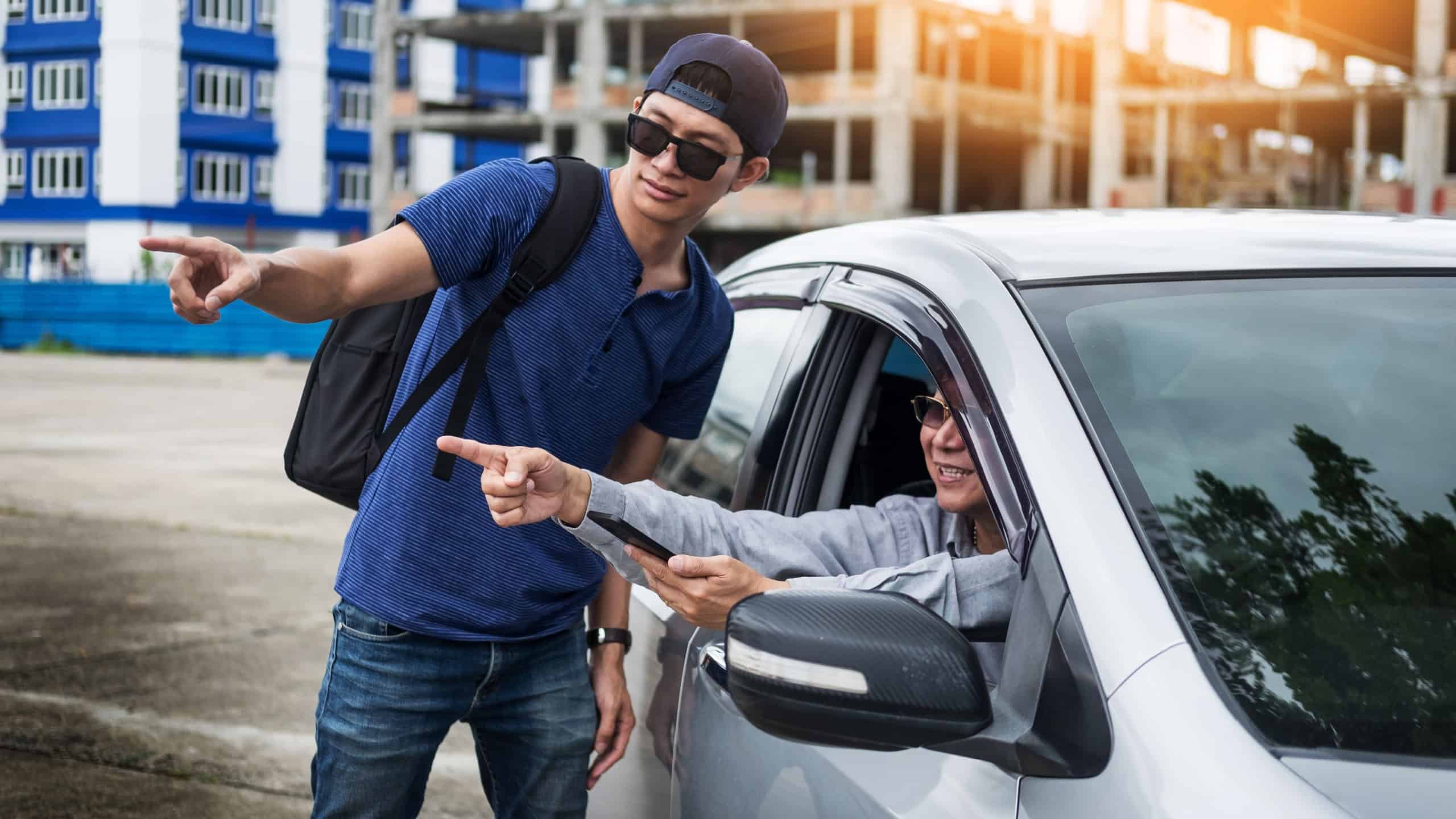 13 everyday things Canadians do that completely confuse tourists