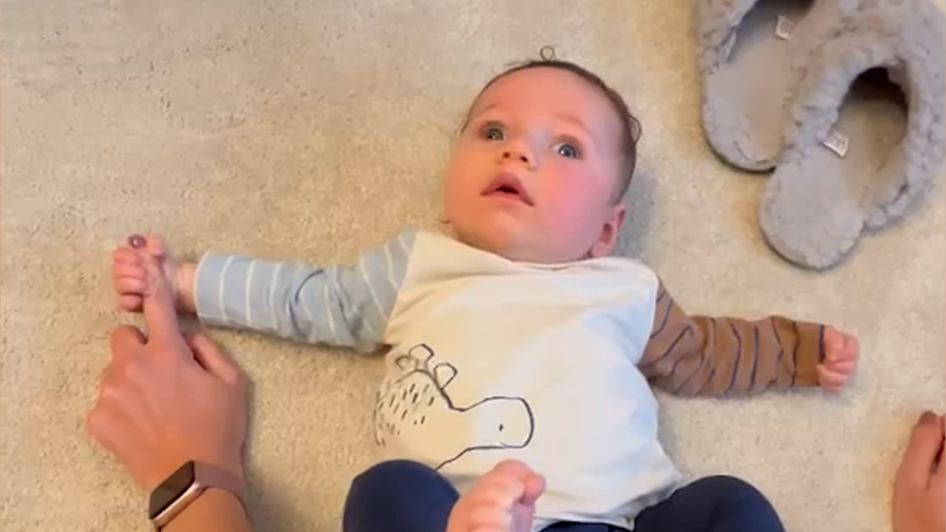 Das Flackern der Augen des Babys war ein Zeichen einer neurologischen ...