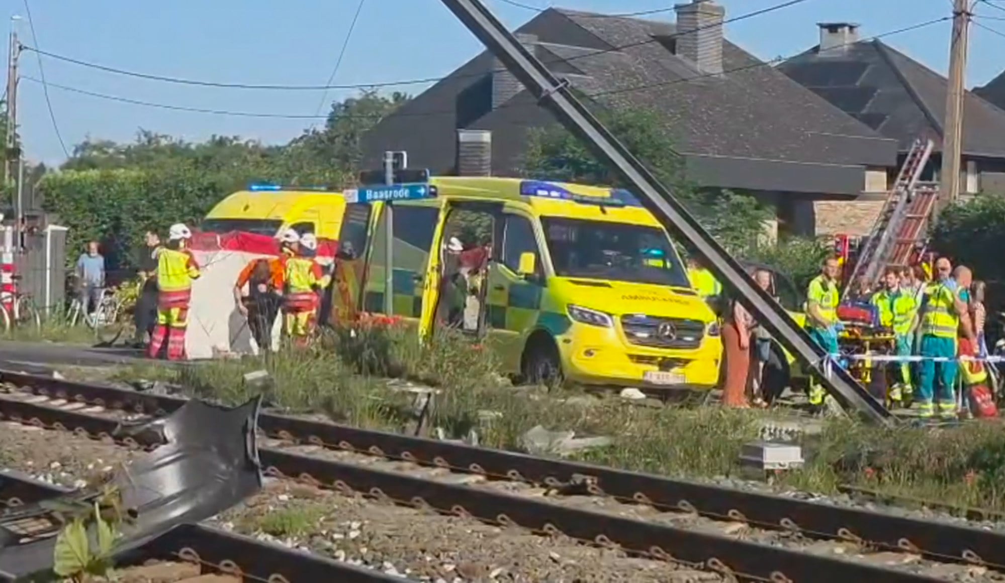 ‘Extremely violent’: 2 students among 4 dead in Belgium after train ...