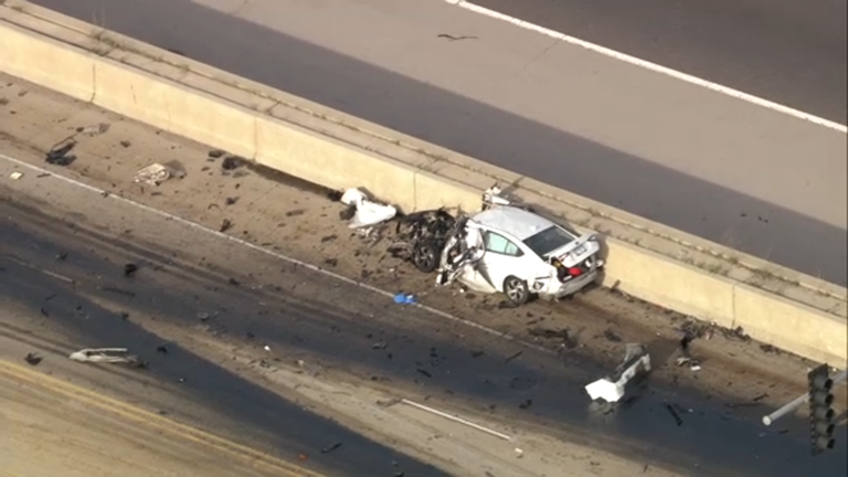 1 killed, 2 hurt in crash involving 2 semis off I-55 in south suburbs ...