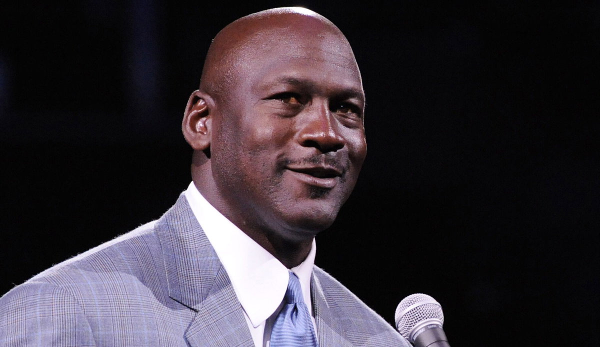 Michael Jordan once gave a reporter a ruthless warning after pickup game