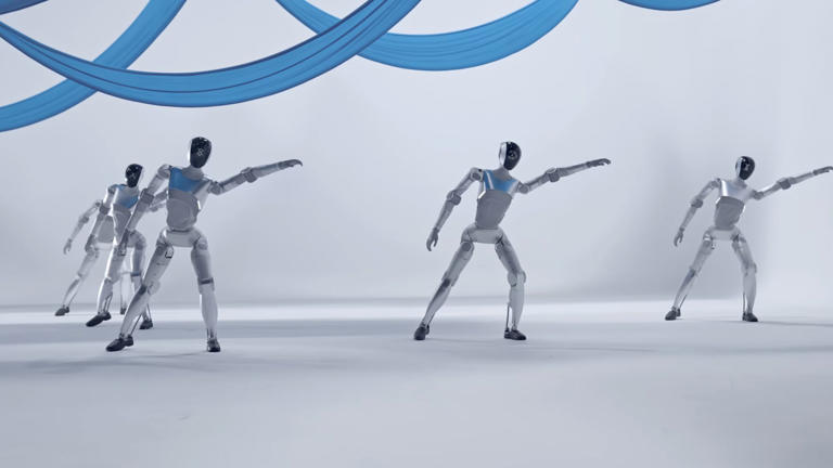 Video: This $42K humanoid robot from China blends real-time motion ...