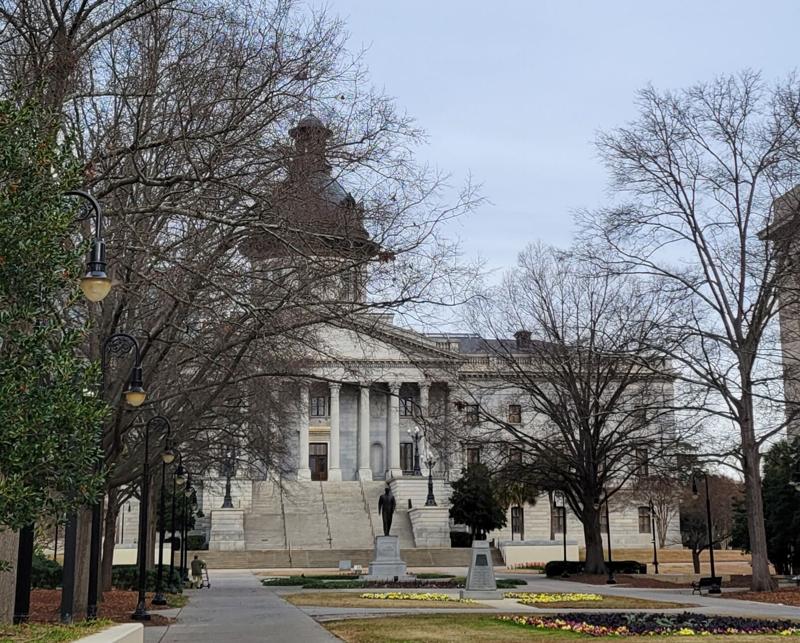 SC Statehouse session that never ends; Trump takes aim at GOP candidate
