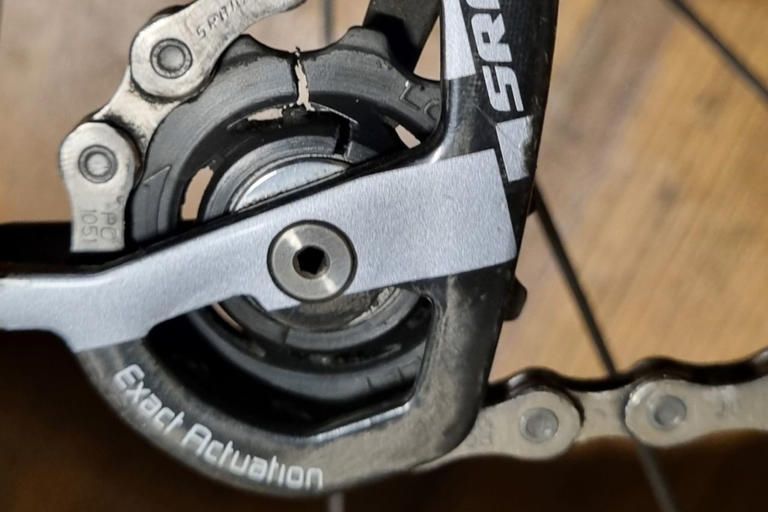 When to replace it: Rear derailleur pulleys