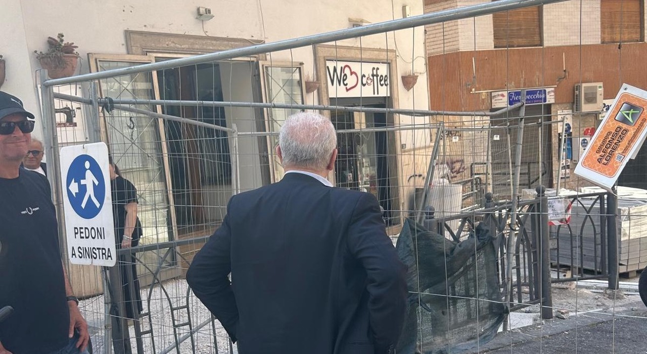 Salerno, De Luca torna a fare lo 'sceriffo': il post su Facebook dove ...