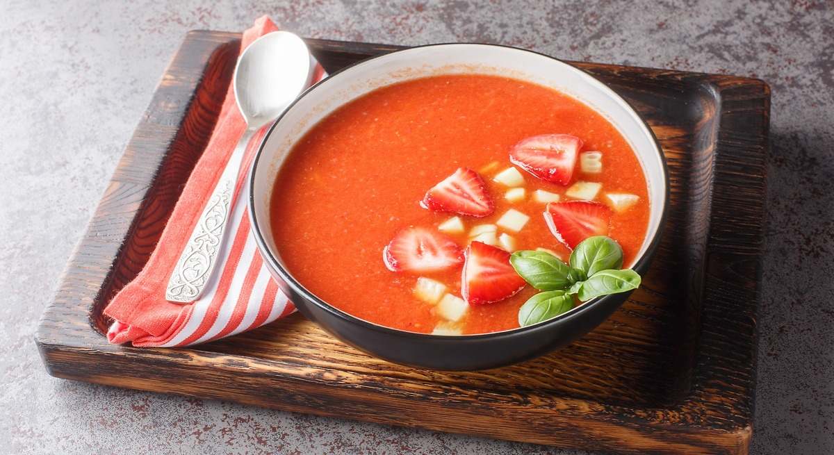 Adiós al gazpacho tradicional: esta versión con fresas congeladas ...
