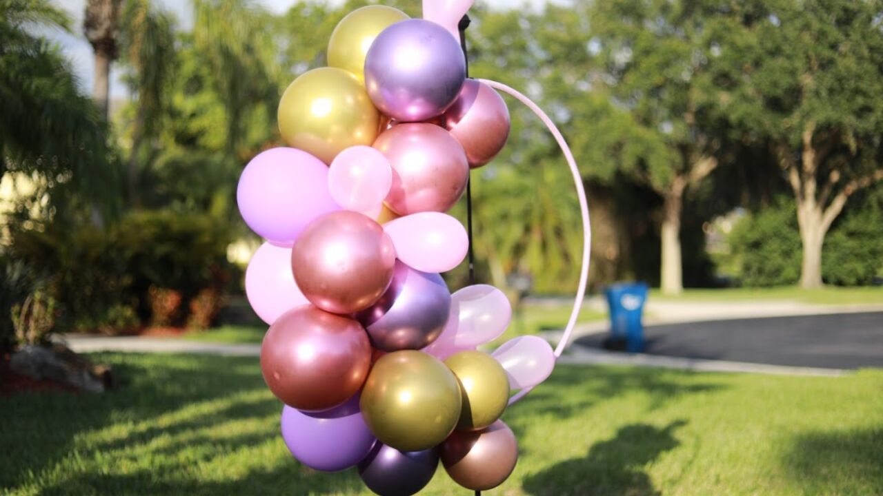 Balloon wreath made with hula hoops