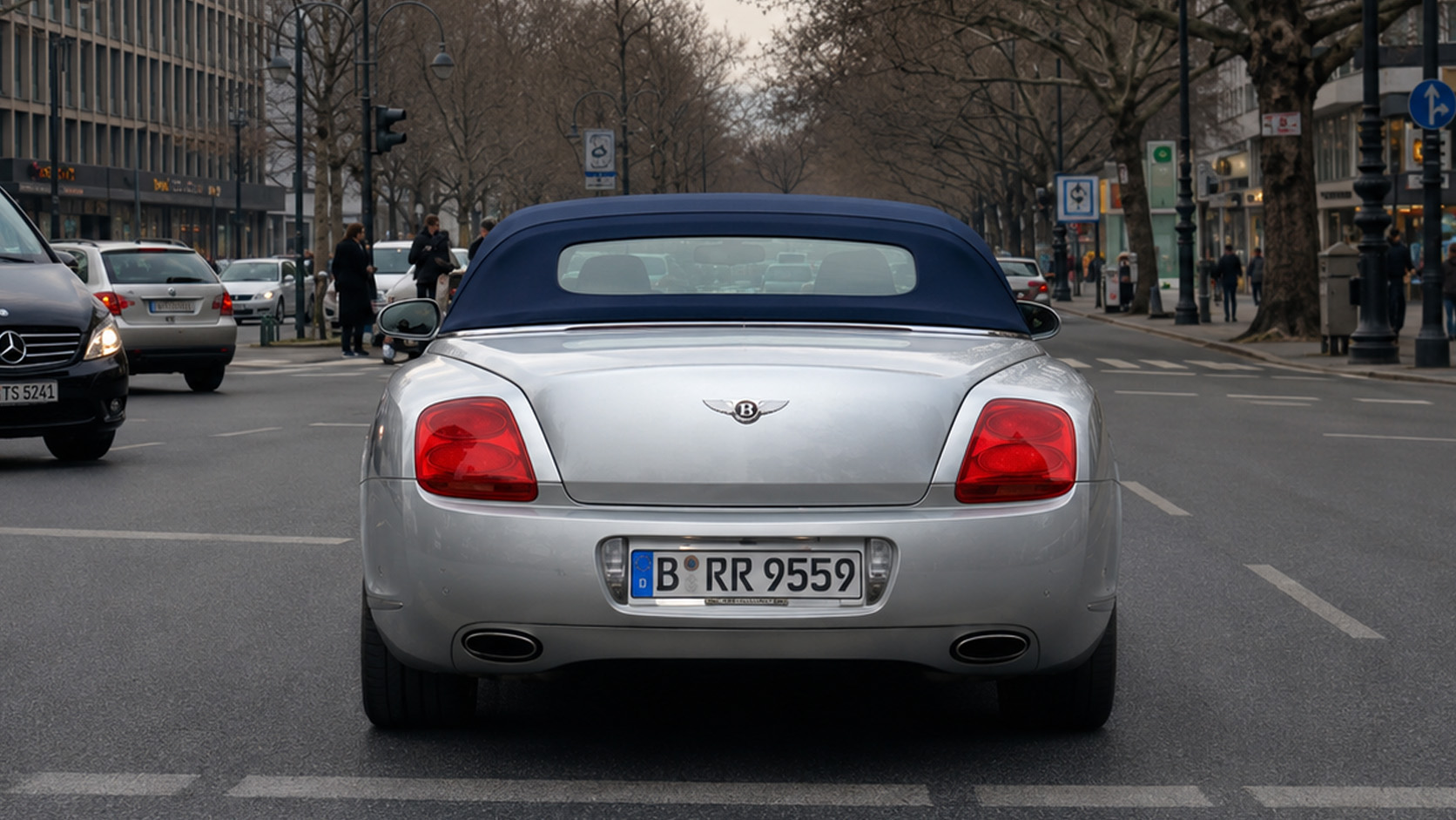Bentley Continental GT brings grand touring luxury to the city
