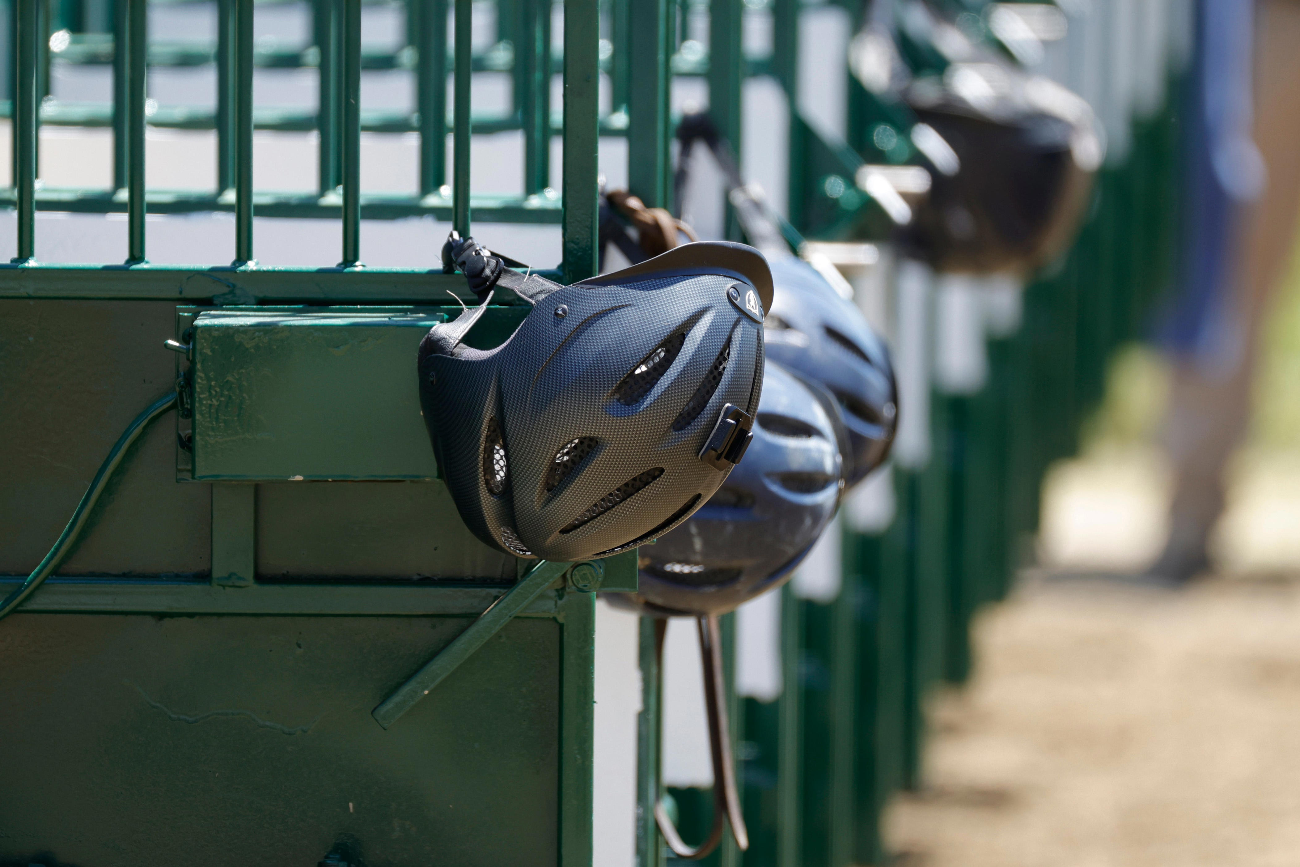 Jockey launched into air, over horse during race at New York track