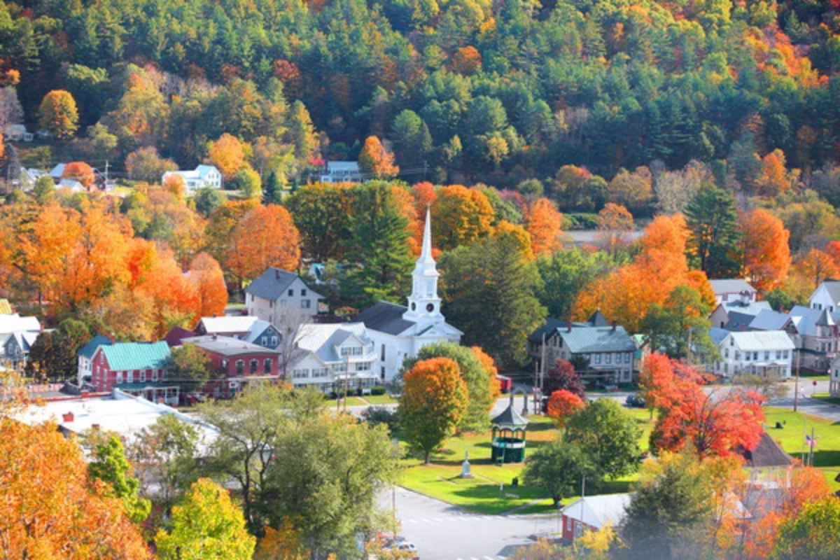 13 US towns with haunted history tours