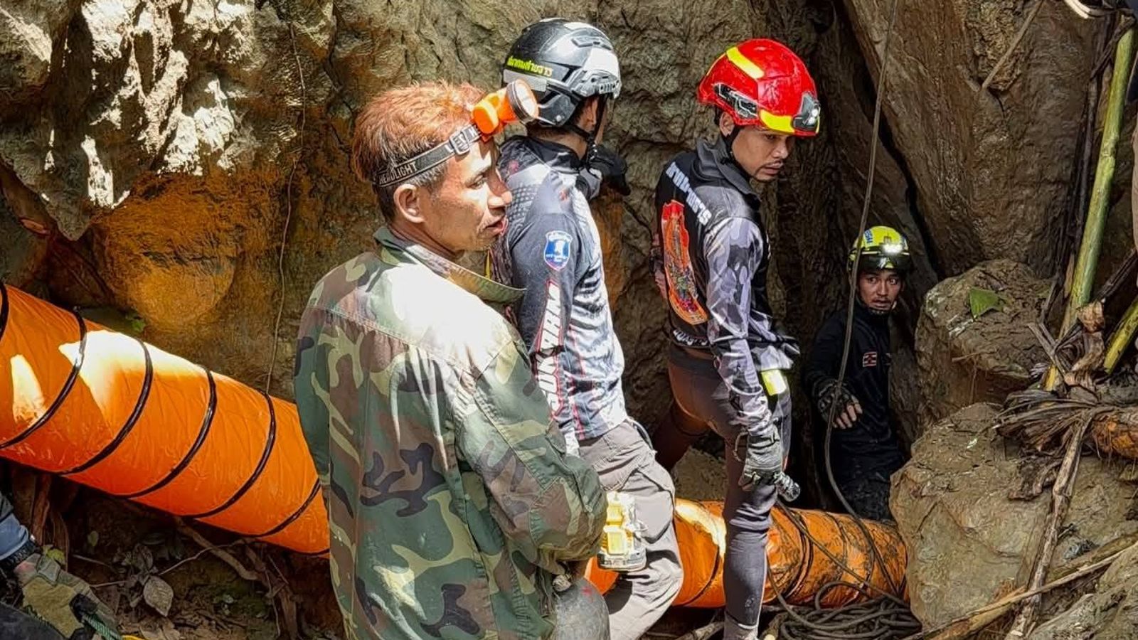 Cave rescue: Race to save seven trapped for a week