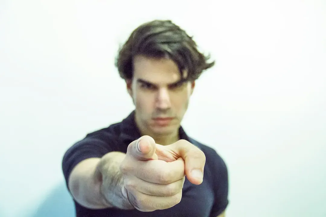 8 signs someone's bad manners make people instantly uncomfortable