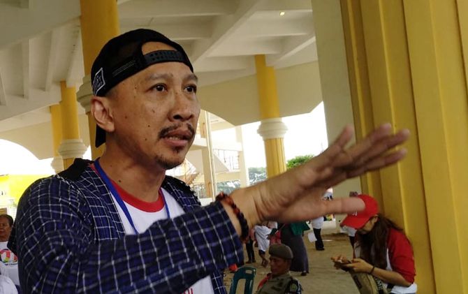 Abu Janda sebut Sumbar barbar, Wagub Vasco: Cukup senyumin, maksimal ...