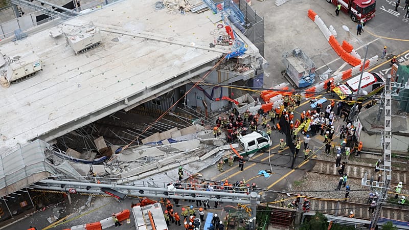 South Korea overpass collapse kills three in Seoul