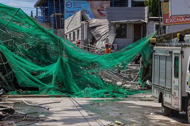 PCG deploys K-9 units to aid retrieval ops in Pampanga collapsed building