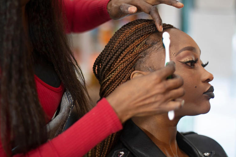 Toxic, cancer-causing chemicals are lurking in popular hair products ...