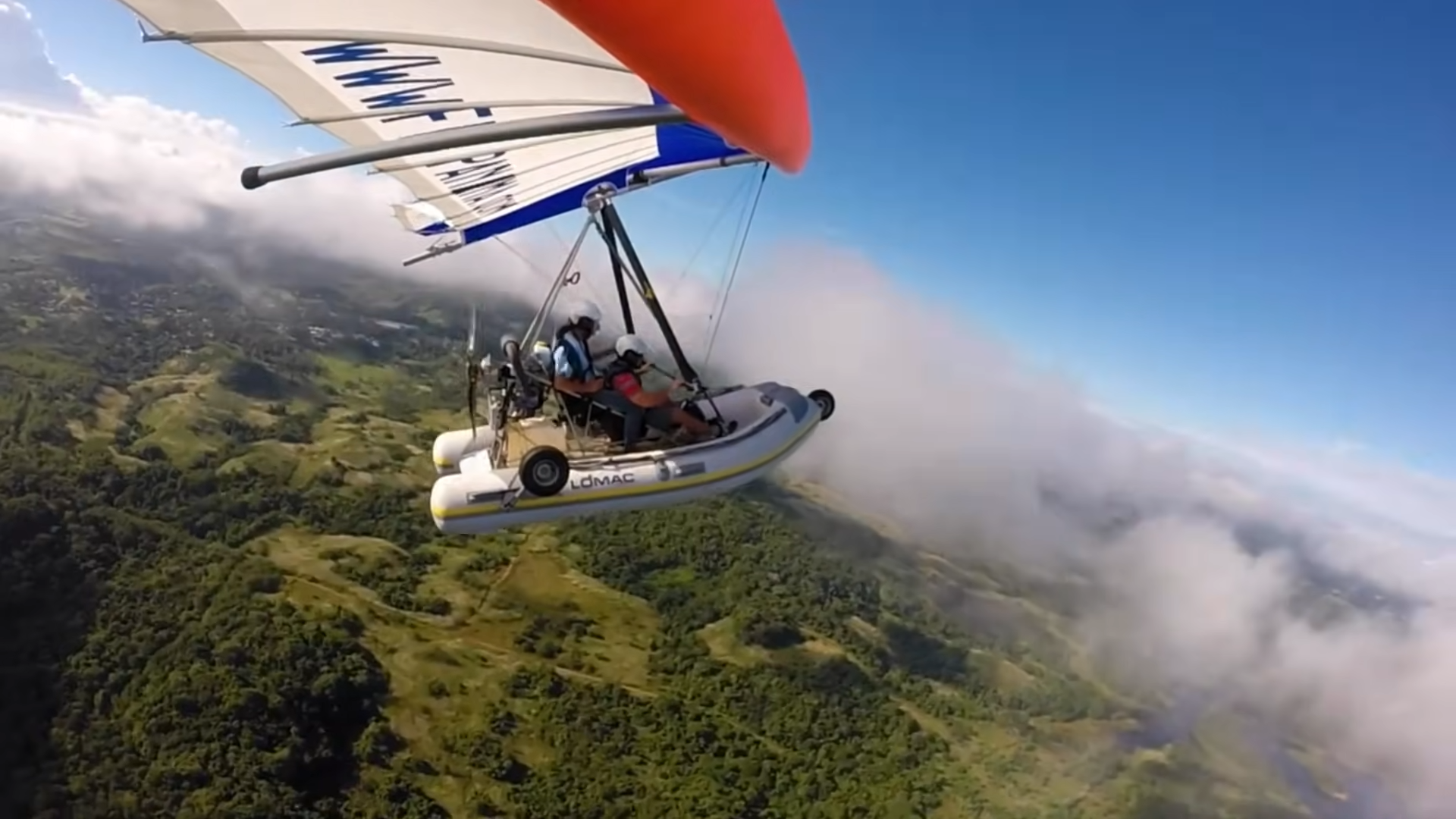 $20,000 inflatable flying boat nearly ends in disaster during first test