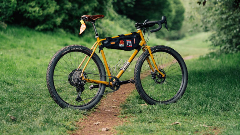 Stooge Rambler gravel bike review: Fun at times, but absurdly heavy ...