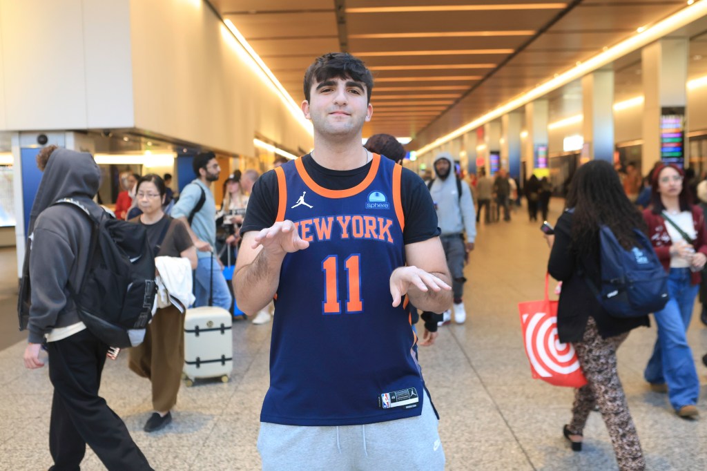 Knicks fans rip Taylor Swift for rooting against team ahead of NYC ...