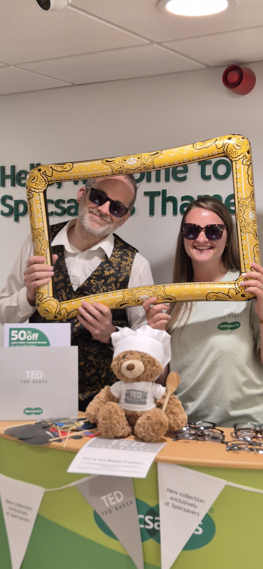 Thame opticians launches stylish fundraiser
