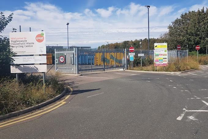 Biggleswade tidy tip temporarily closes due to car fire