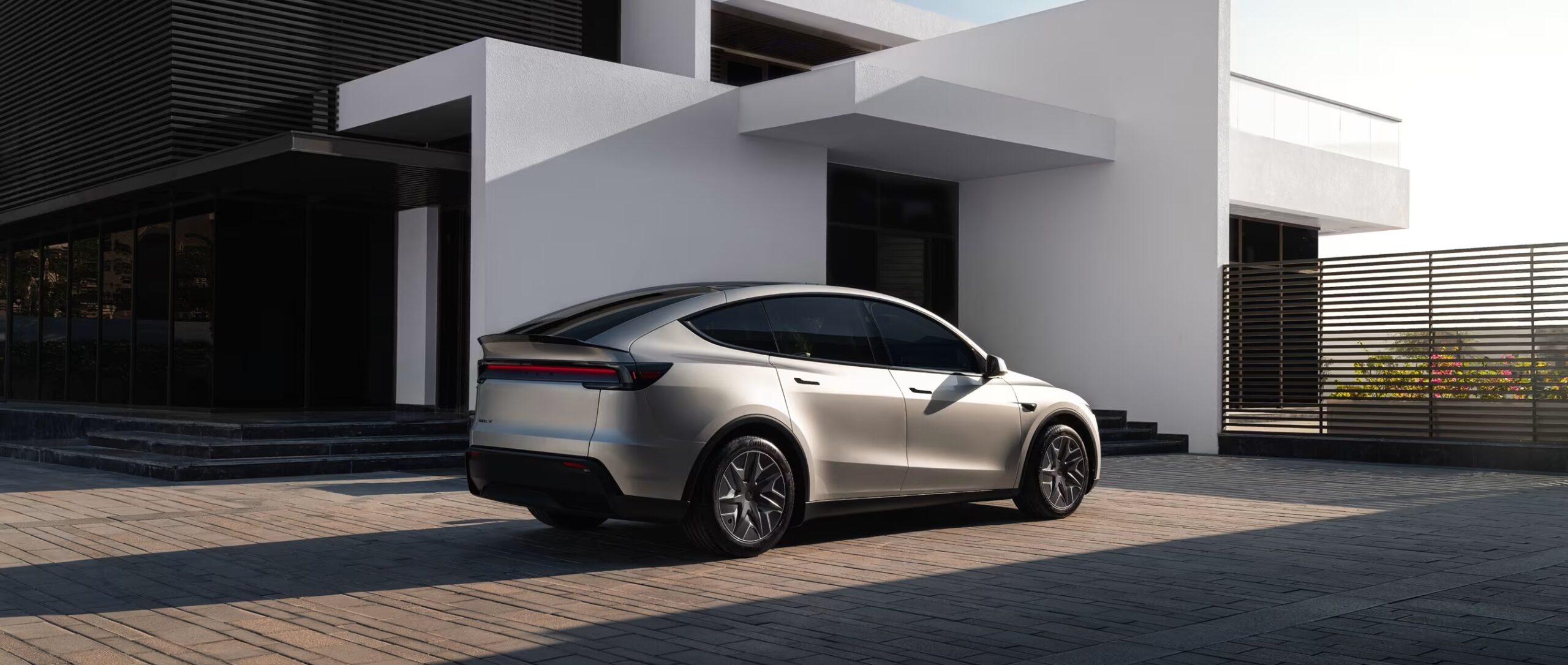 Tesla embarrasses itself by recalling 14,575 Model Y vehicles because ...