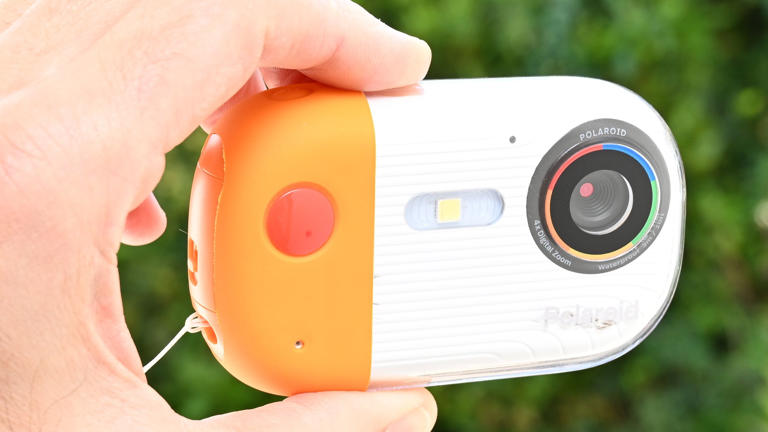 Polaroid Wave review: A basic and relatively cheap underwater streaming ...
