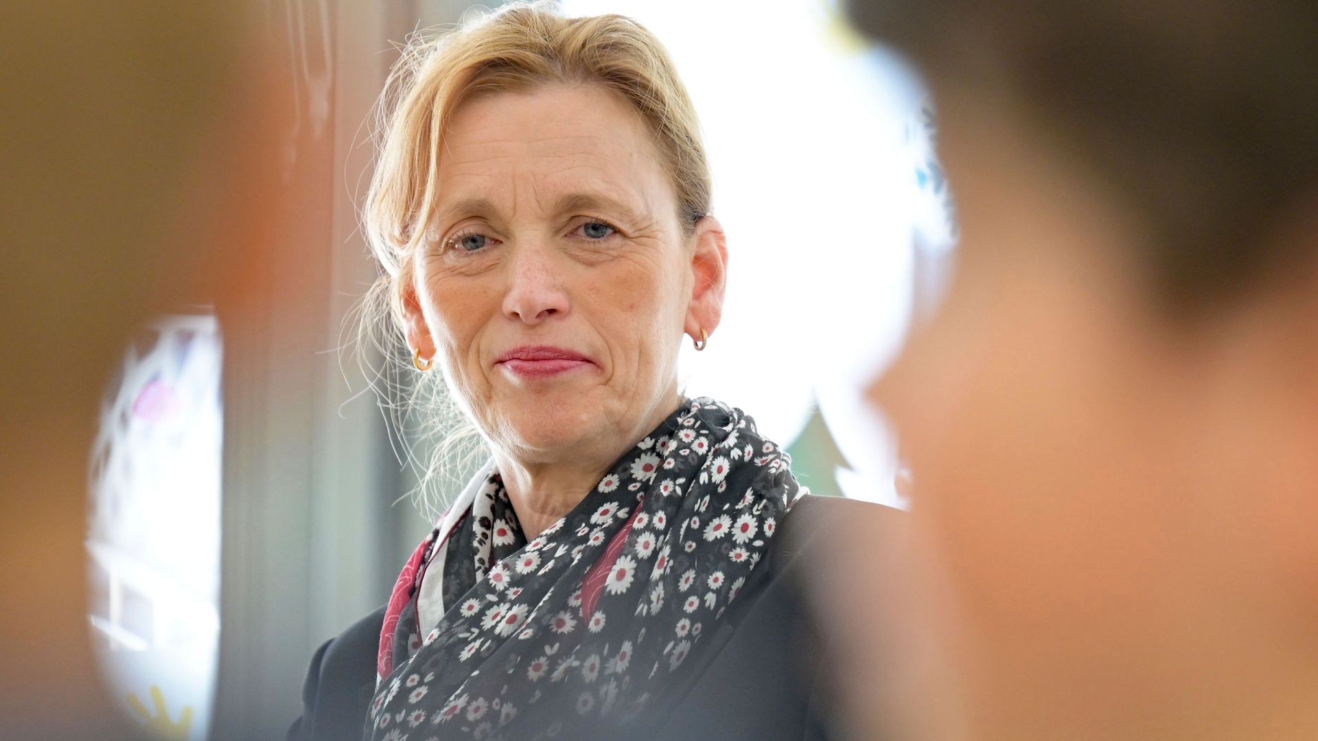 Elterngeld: Familienministerin Karin Prien wirbt für Anhebung von ...