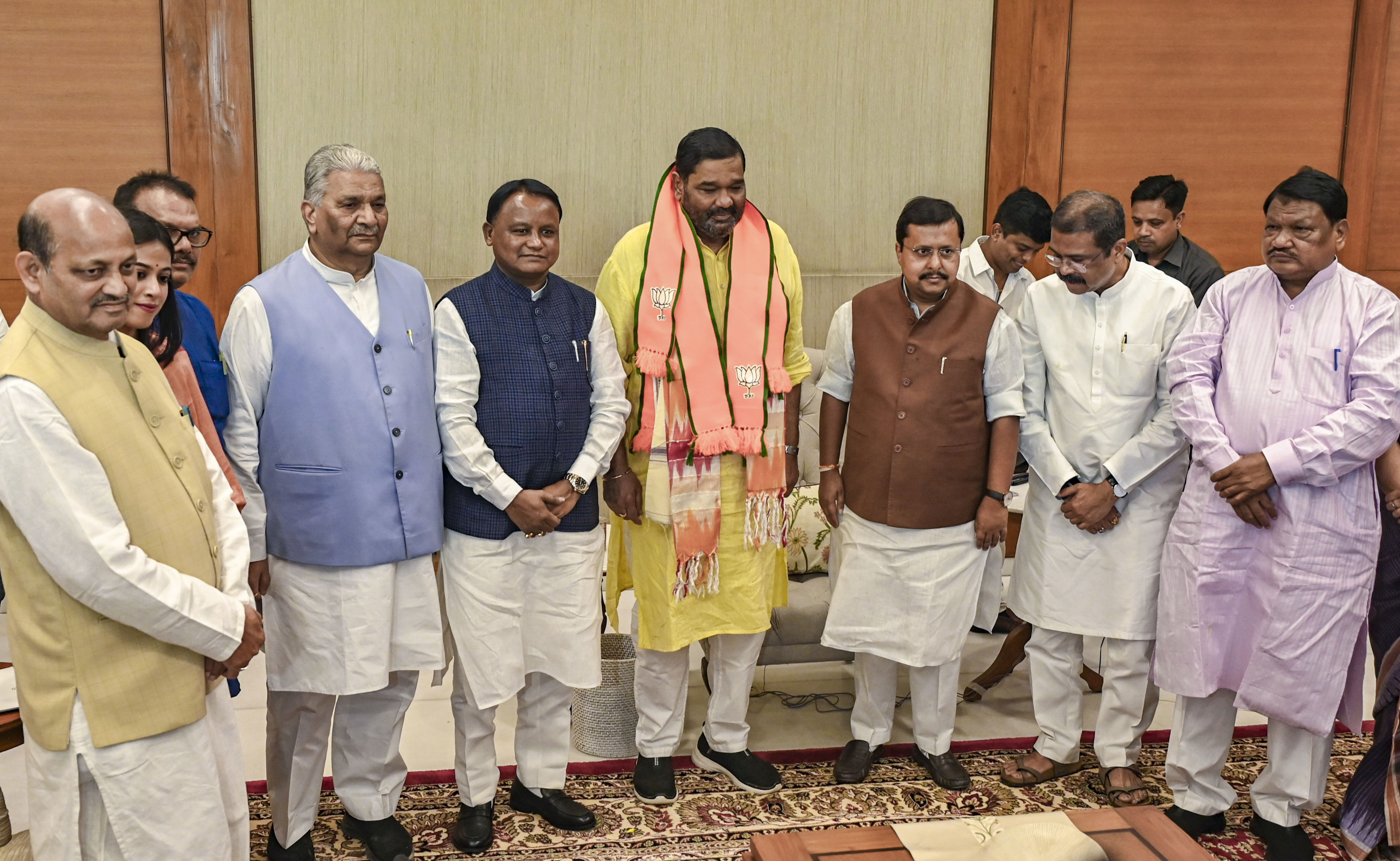 Former BJD Rajya Sabha MP Debashish Samantaray joins BJP, praised Modi ...