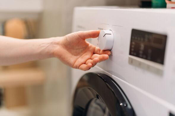 Clothes stay fresh by adding one item to washing machine - not fabric ...