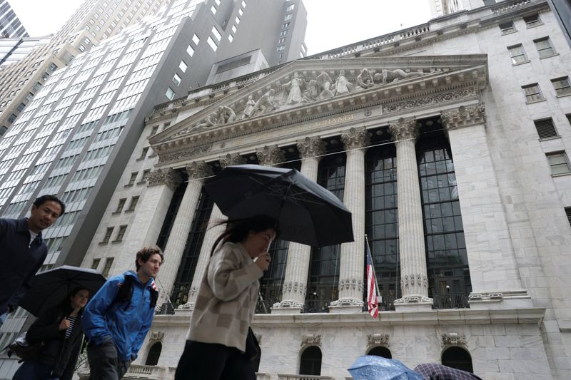 Wall St. futures gain on US-Iran peace talk hopes