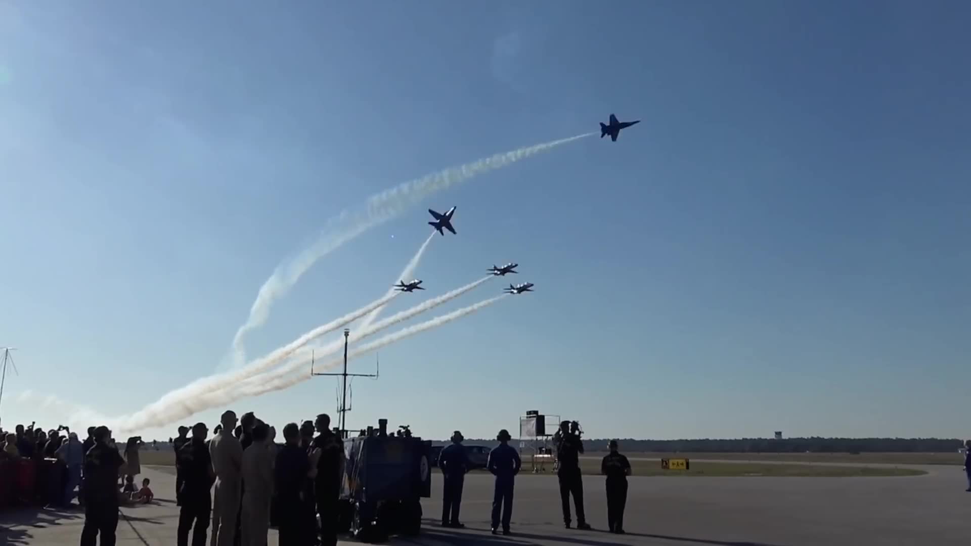 Blue Angels jet ditches after mid-air collision