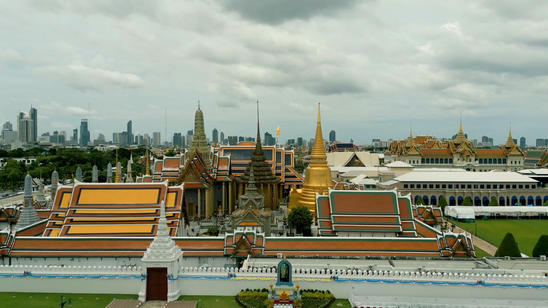Bangkok’s Wat Pho temple captured in stunning drone footage