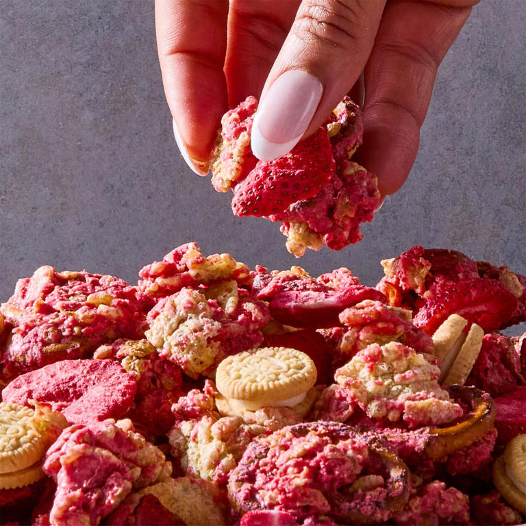 Our strawberries & cream crunch gives puppy chow a summer glow-up