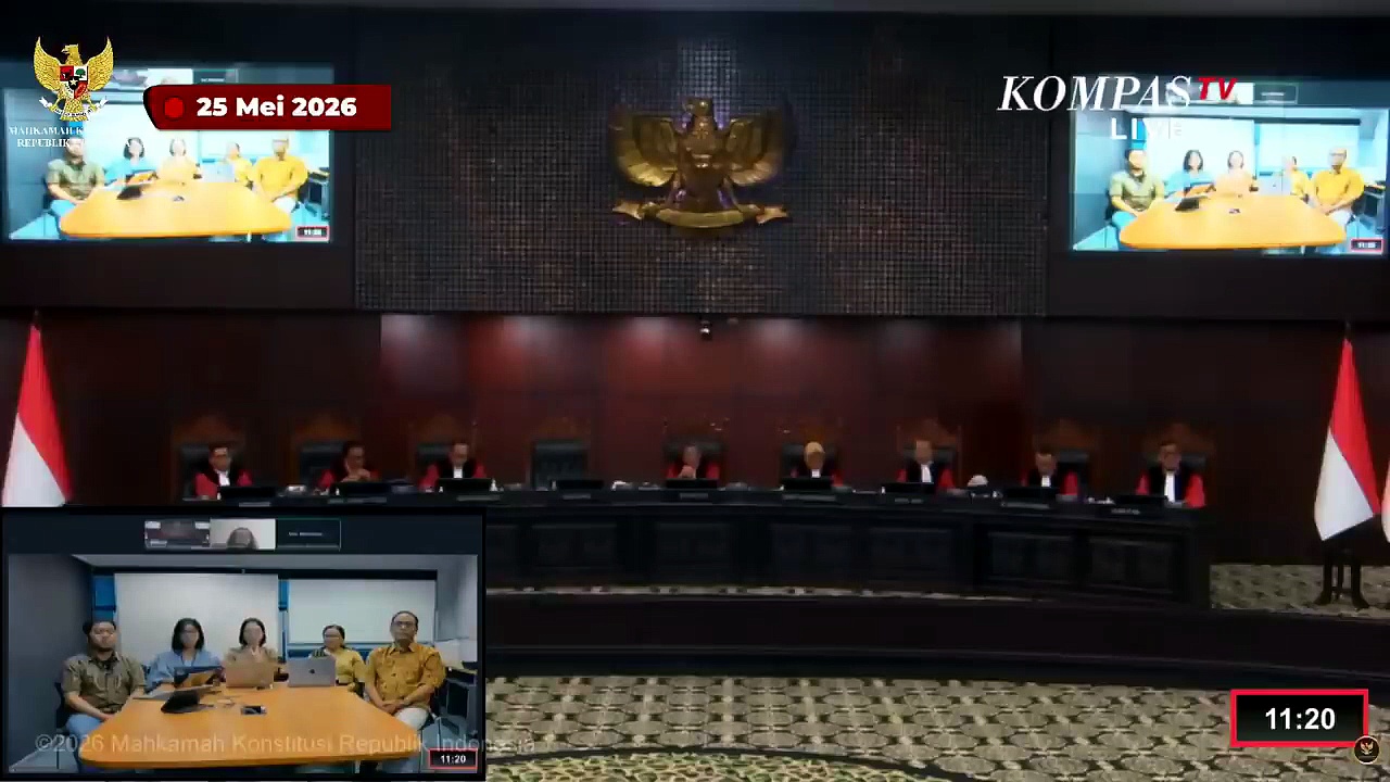 Depan hakim MK, dosen S3 cerita digaji Rp2,3 juta sebulan: cuma cukup ...