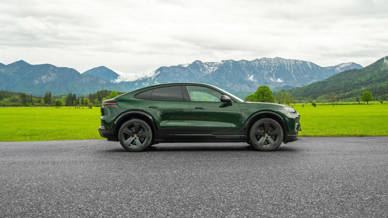Porsche Cayenne Coupe electric (2026) review: the electric coupe-SUV ...