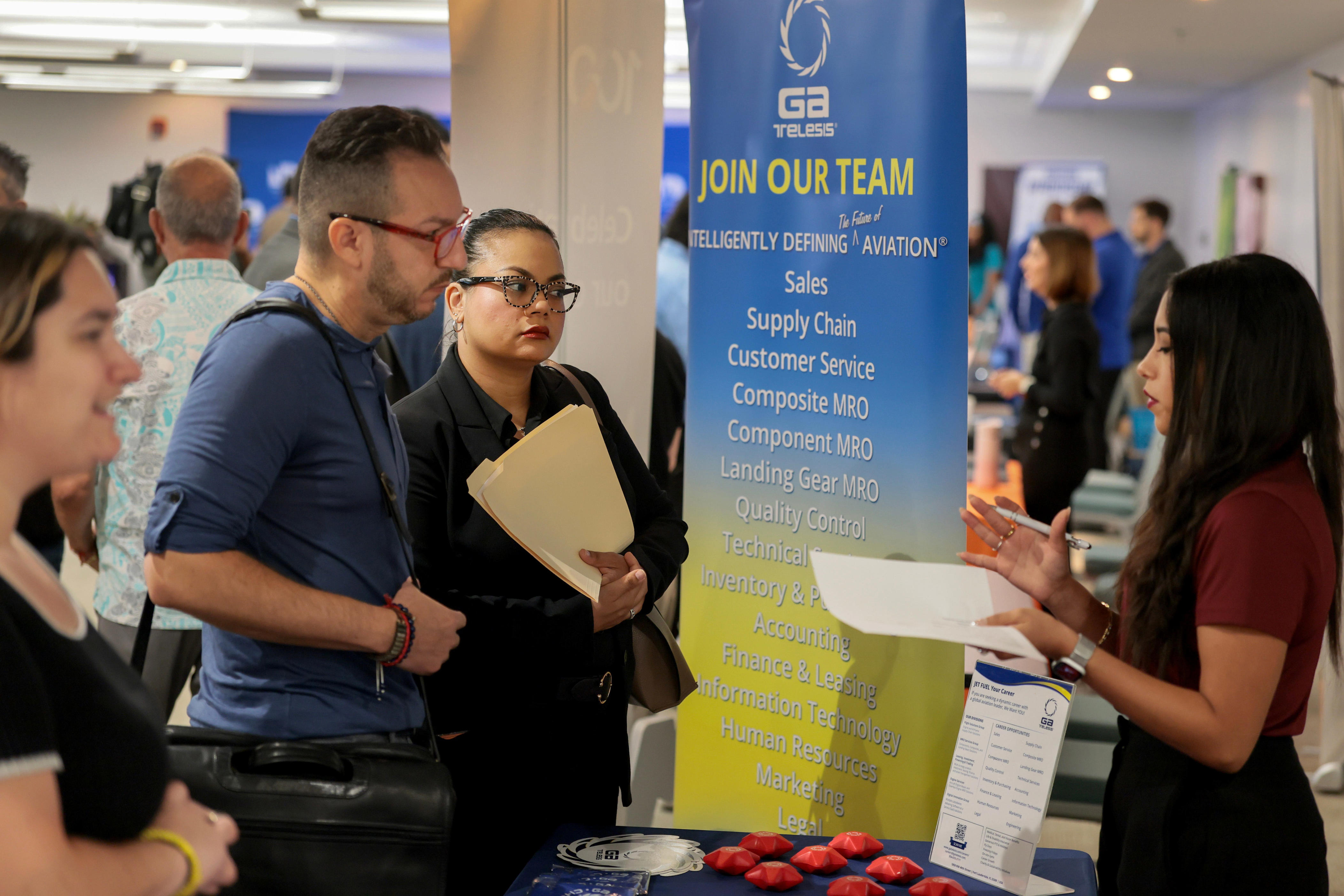 Should I stay or should I go? What data says job-switching can get you