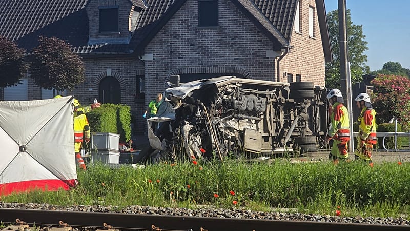 First footage released after deadly train and school minibus crash in ...