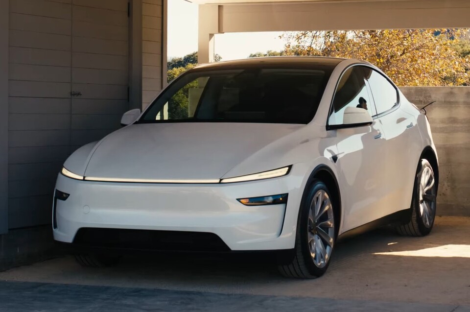 Tesla embarrasses itself by recalling 14,575 Model Y vehicles because ...