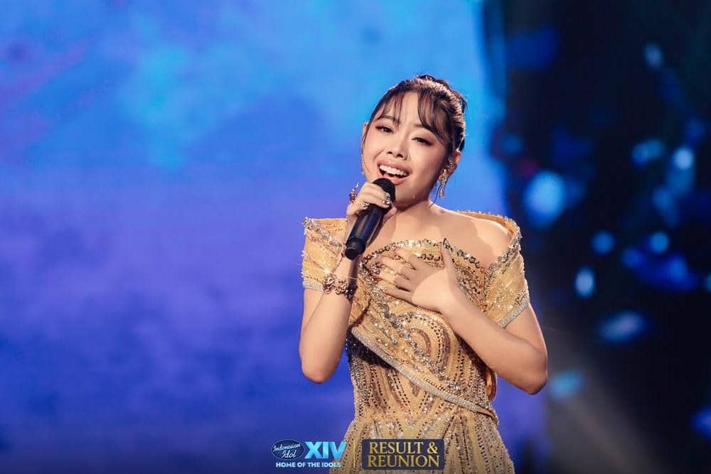 7 fakta keluarga Celyna Grace, juara Indonesian Idol musim 14