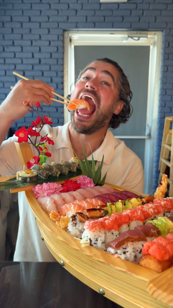 Insane all you can eat seafood boil & sushi restaurant at Sexy Crab