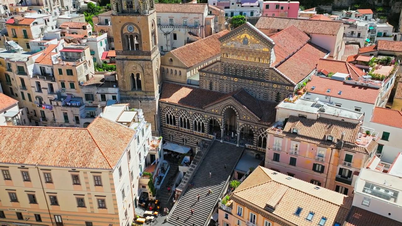 Stunning drone views of Italy’s Amalfi Cathedral and Sant’Andrea Basilica