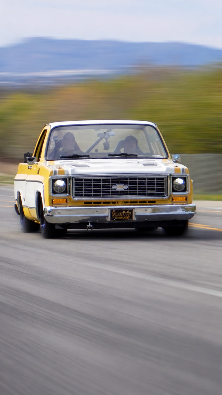740HP all-motor C10 truck dominates the street