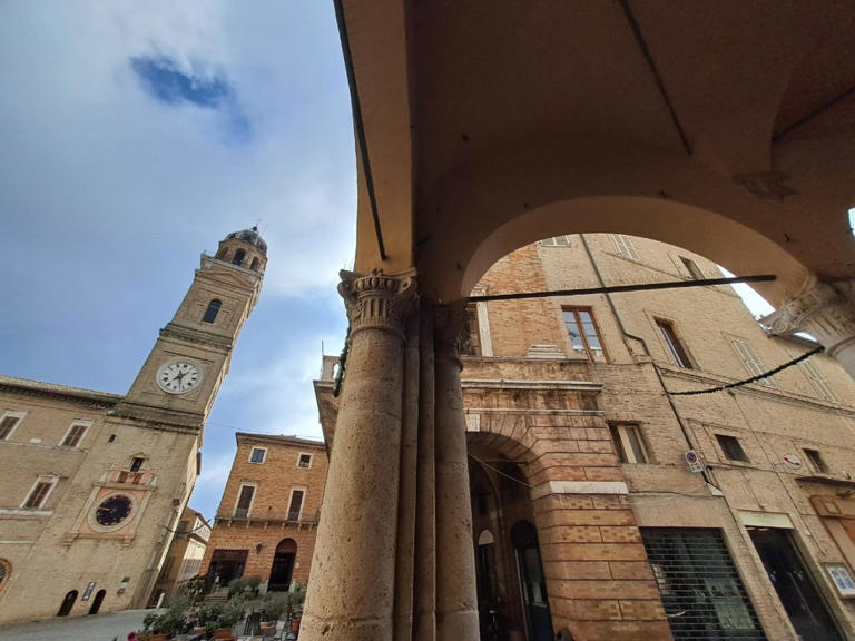 Macerata al ballottaggio, Parcaroli pensa al riconteggio 'amareggiato ...
