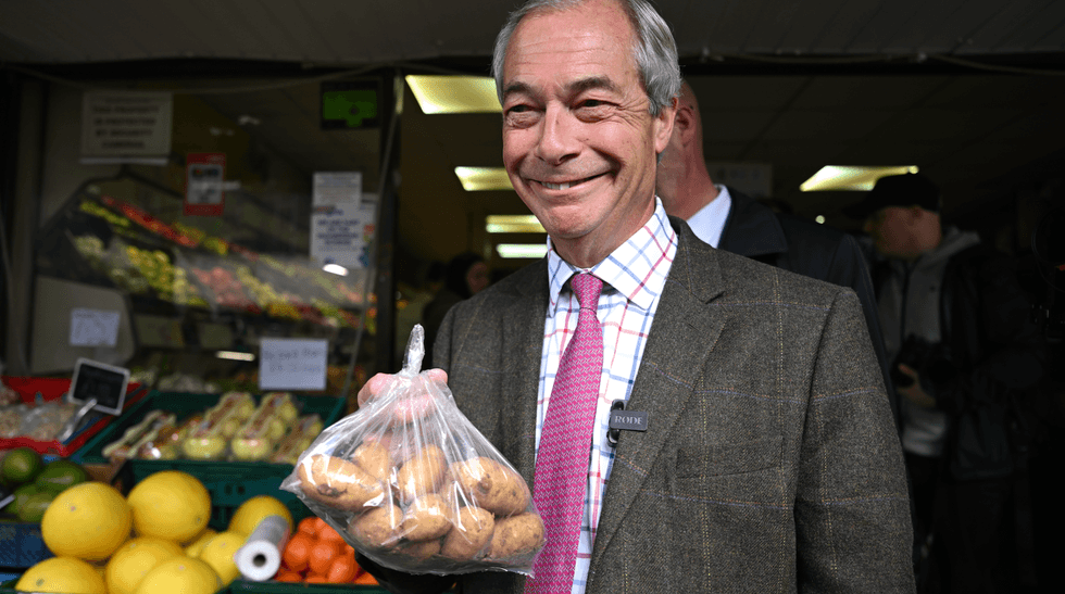 Nigel Farage has ambushed Labour with a Donald Trump-sized surprise ...