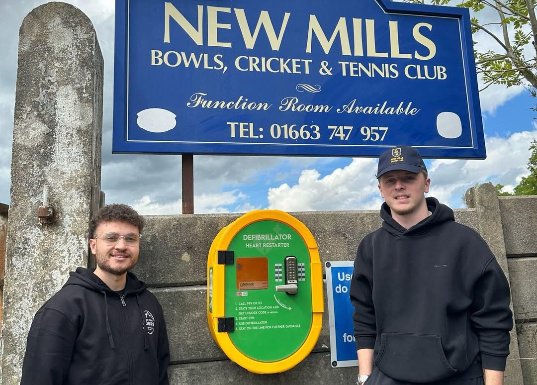 Cricket club defibrillator installed thanks to Buxton company