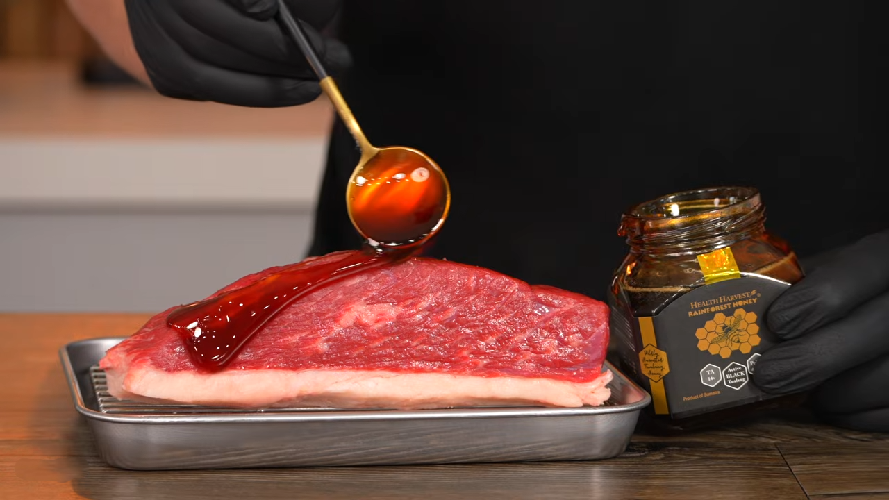 Elon Musk would not believe what the world’s rarest honey did to steak