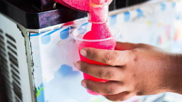 Slushy ice drinks could cause vomiting and headaches in children under ...