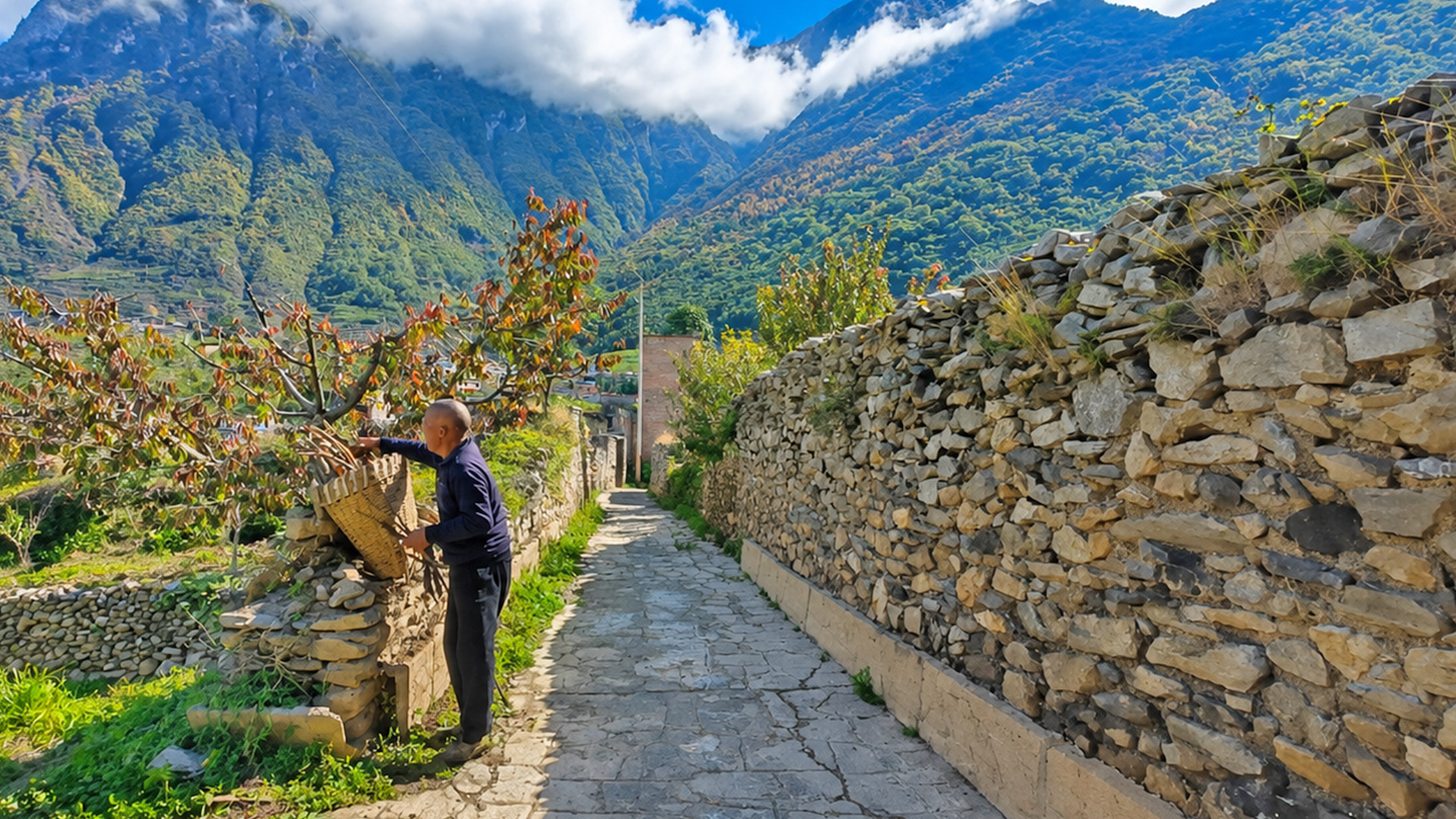 Peaceful countryside living hidden deep within China’s mountain landscapes