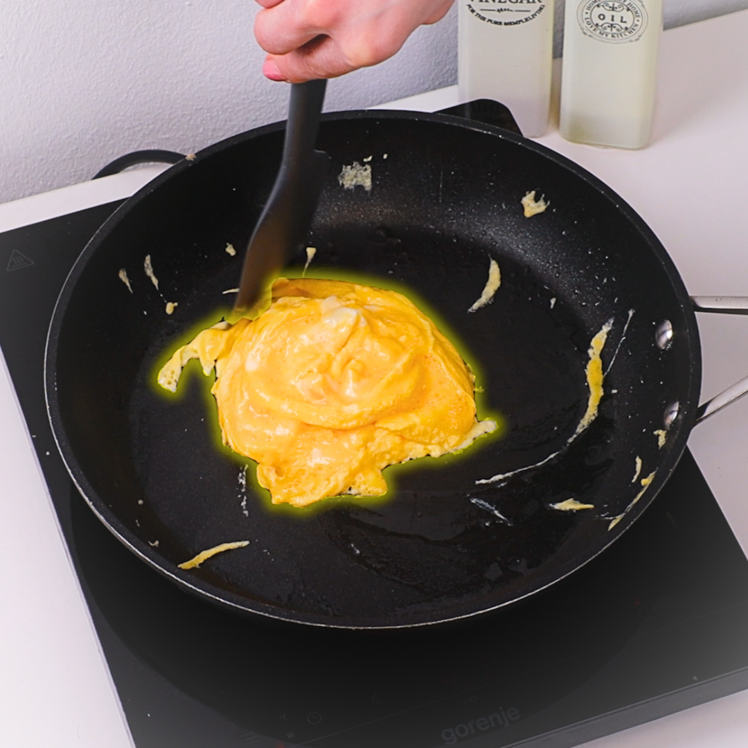 Scrambled egg game on point 🍳
